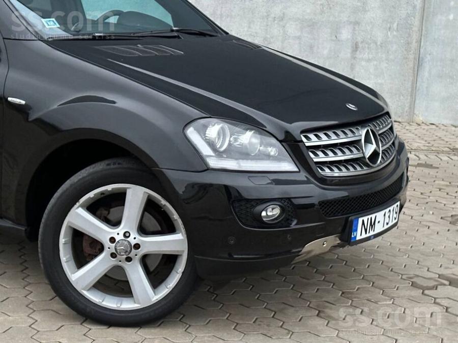 Melns Mercedes-Benz ML 320 2008 Rīga, ar dzinēja tilpumu 3.00 L un nobraukumu 0 tūkst. km par 2150 €, foto 10 vietnē AUTOMOTO.COM.LV