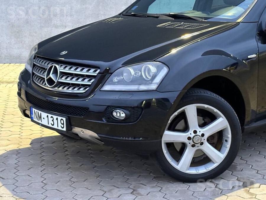 Melns Mercedes-Benz ML 320 2008 Rīga, ar dzinēja tilpumu 3.00 L un nobraukumu 0 tūkst. km par 2150 €, foto 11 vietnē AUTOMOTO.COM.LV