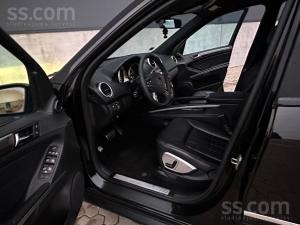 Melns Mercedes-Benz ML 320 2008 Rīga, ar dzinēja tilpumu 3.00 L un nobraukumu 0 tūkst. km par 2150 €, foto 16 vietnē AUTOMOTO.COM.LV