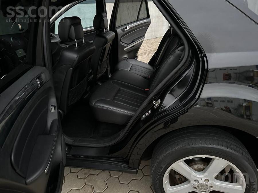 Melns Mercedes-Benz ML 320 2008 Rīga, ar dzinēja tilpumu 3.00 L un nobraukumu 0 tūkst. km par 2150 €, foto 17 vietnē AUTOMOTO.COM.LV
