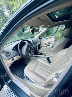 Черный Мерседес МЛ 320 2008 в Рига, объемом двигателя 3.20 л и пробегом 320 тыс. км за 4500 €, фото 5 на AUTOMOTO.COM.LV