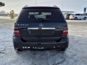 Melns Mercedes-Benz ML 320 2008 Šilutė, ar dzinēja tilpumu 2.99 L un nobraukumu 280 tūkst. km par 5650 €, foto 7 vietnē AUTOMOTO.COM.LV