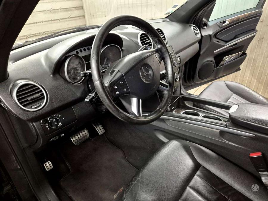 Melns Mercedes-Benz ML 320 2008 Šilutė, ar dzinēja tilpumu 2.99 L un nobraukumu 280 tūkst. km par 5650 €, foto 12 vietnē AUTOMOTO.COM.LV