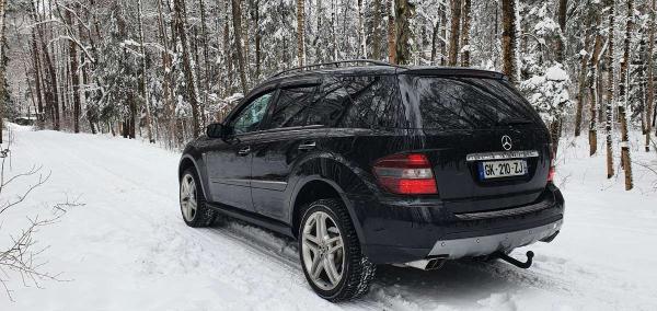 Melns Mercedes-Benz ML 320 2008 Viļņa, ar dzinēja tilpumu 3.00 L un nobraukumu 259 tūkst. km par 9500 €, foto 8 vietnē AUTOMOTO.COM.LV
