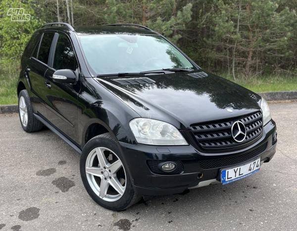 Black Mercedes-Benz ML 320 2008 in Siauliai, with an engine capacity of 3.20 L and mileage of 410 thousand km for 3600 €, photo 2 on AUTOMOTO.COM.LV
