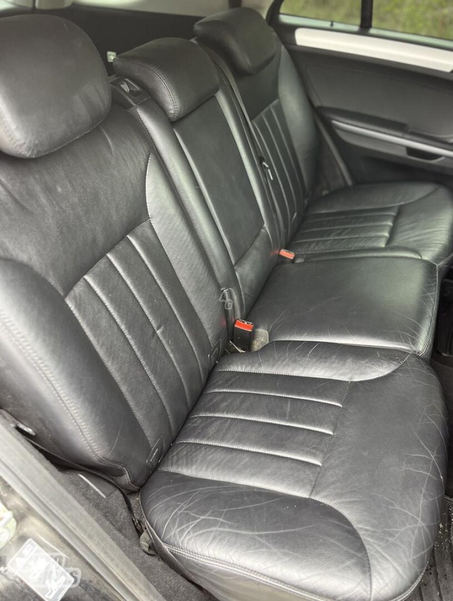 Melns Mercedes-Benz ML 320 2008 Šauļi, ar dzinēja tilpumu 3.20 L un nobraukumu 410 tūkst. km par 3600 €, foto 15 vietnē AUTOMOTO.COM.LV