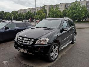 Черный Мерседес МЛ 320 2008 в Тельшяй, объемом двигателя 3.20 л и пробегом 301 тыс. км за 3500 €, фото 3 на AUTOMOTO.COM.LV