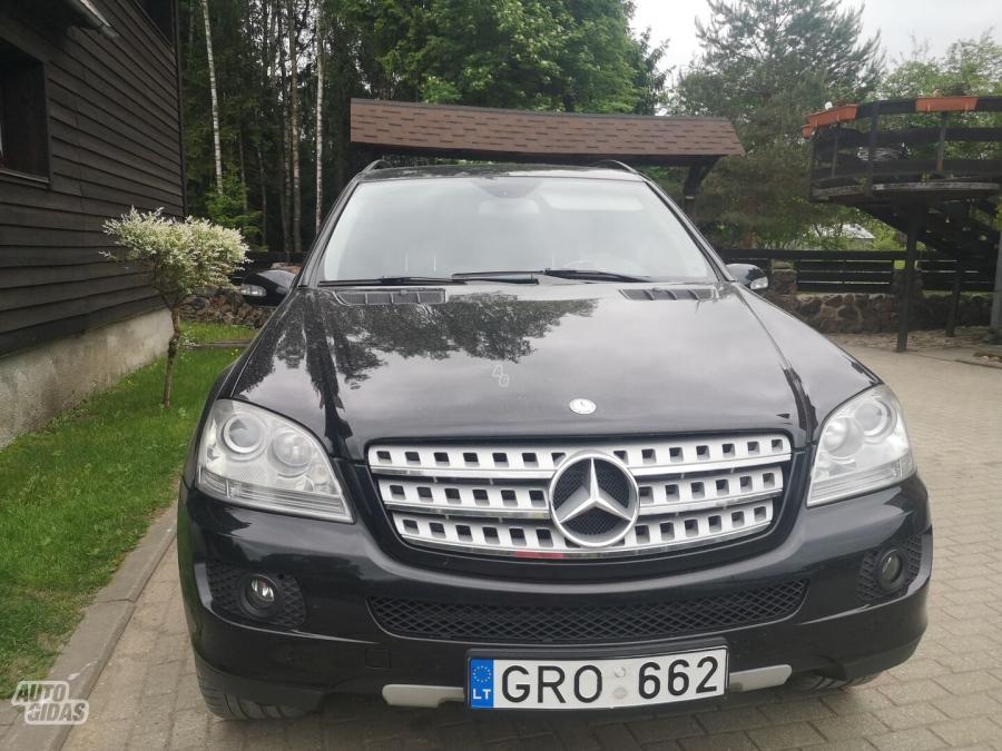 Черный Мерседес МЛ 320 2008 в Тельшяй, объемом двигателя 3.20 л и пробегом 301 тыс. км за 3500 €, фото 22 на AUTOMOTO.COM.LV