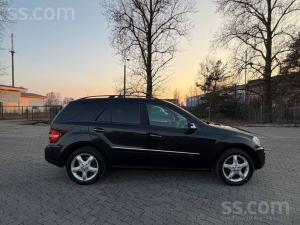 Черный Мерседес МЛ 320 2008 в Рига, объемом двигателя 3.00 л и пробегом 0 тыс. км за 6750 €, фото 9 на AUTOMOTO.COM.LV