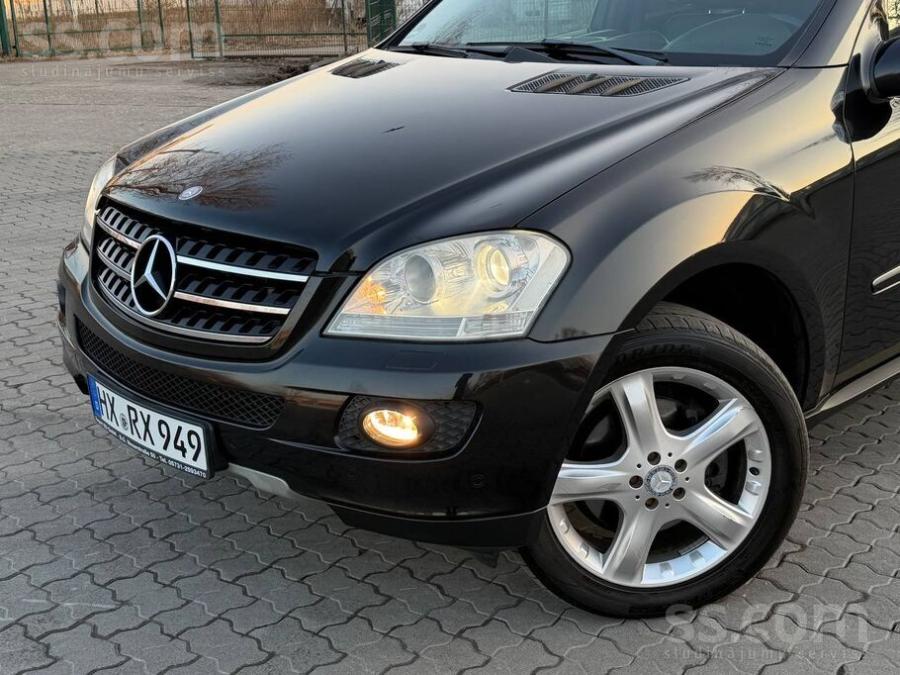Черный Мерседес МЛ 320 2008 в Рига, объемом двигателя 3.00 л и пробегом 0 тыс. км за 6750 €, фото 12 на AUTOMOTO.COM.LV