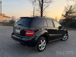 Черный Мерседес МЛ 320 2008 в Рига, объемом двигателя 3.00 л и пробегом 0 тыс. км за 6750 €, фото 15 на AUTOMOTO.COM.LV