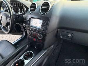 Черный Мерседес МЛ 320 2008 в Рига, объемом двигателя 3.00 л и пробегом 0 тыс. км за 6750 €, фото 28 на AUTOMOTO.COM.LV