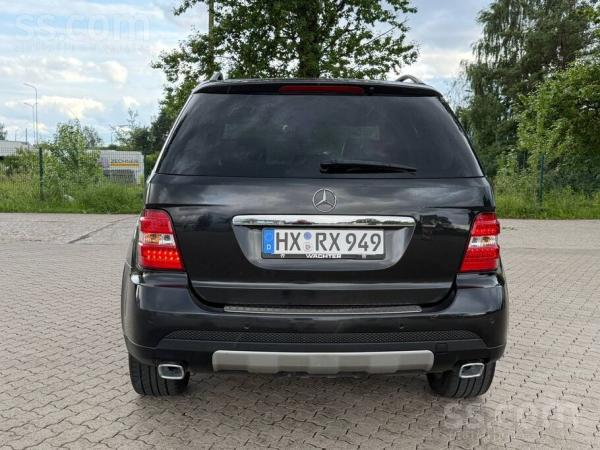 Melns Mercedes-Benz ML 320 2008 Rīga, ar dzinēja tilpumu 3.00 L un nobraukumu 0 tūkst. km par 6950 €, foto 8 vietnē AUTOMOTO.COM.LV