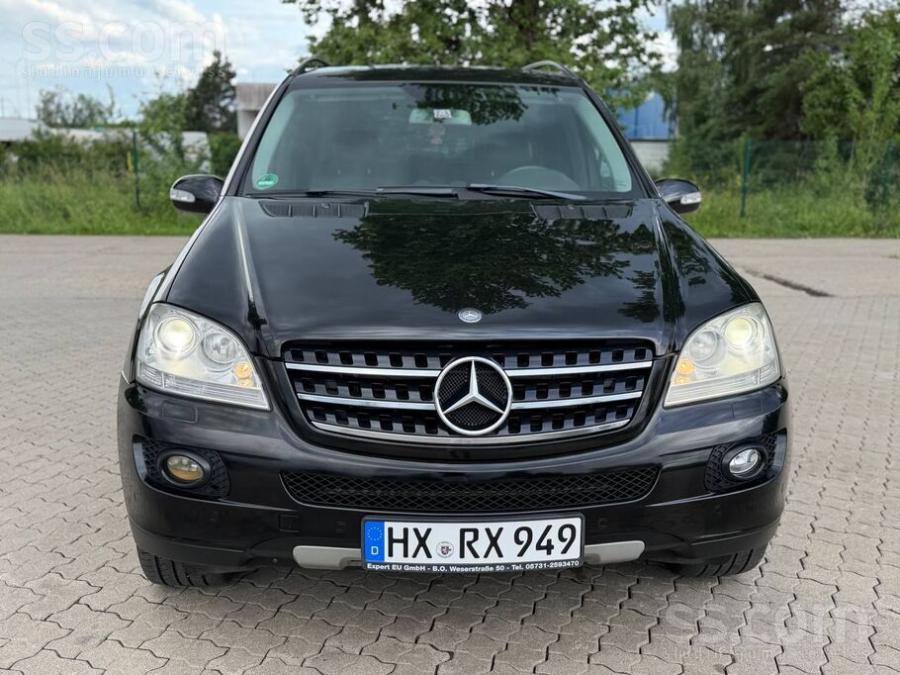 Black Mercedes-Benz ML 320 2008 in Riga, with an engine capacity of 3.00 L and mileage of 0 thousand km for 6850 €, photo 11 on AUTOMOTO.COM.LV