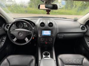 Black Mercedes-Benz ML 320 2008 in Riga, with an engine capacity of 3.00 L and mileage of 0 thousand km for 6850 €, photo 32 on AUTOMOTO.COM.LV