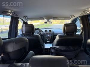 Melns Mercedes-Benz ML 320 2008 Rīga, ar dzinēja tilpumu 3.00 L un nobraukumu 244 tūkst. km par 8090 €, foto 17 vietnē AUTOMOTO.COM.LV