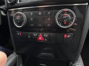 Melns Mercedes-Benz ML 320 2008 Rīga, ar dzinēja tilpumu 3.00 L un nobraukumu 341 tūkst. km par 5390 €, foto 21 vietnē AUTOMOTO.COM.LV