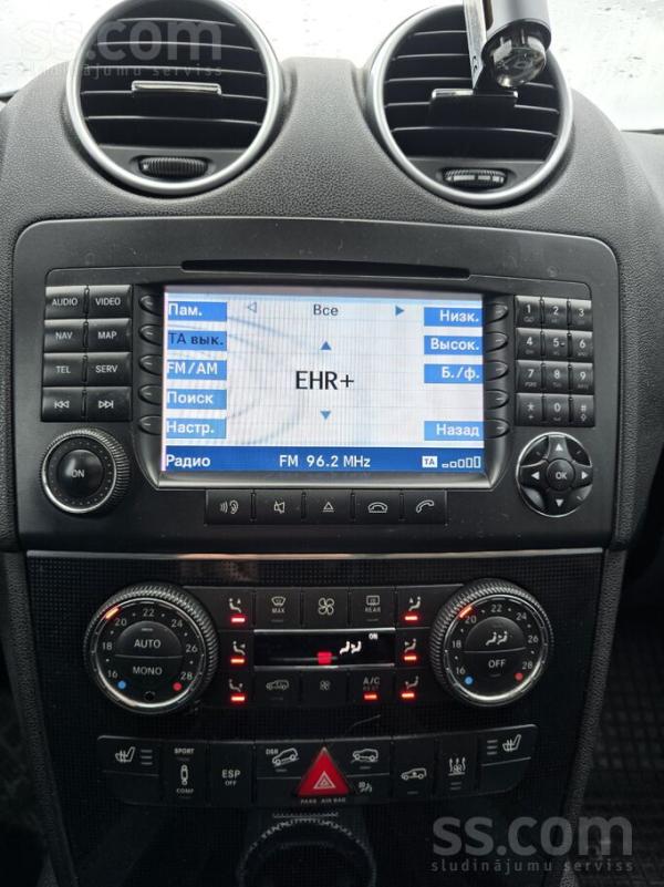 Melns Mercedes-Benz ML 320 2008 Rīga, ar dzinēja tilpumu 3.00 L un nobraukumu 278 tūkst. km par 5000 €, foto 8 vietnē AUTOMOTO.COM.LV