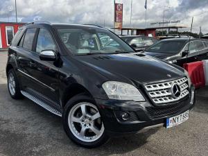 Black Mercedes-Benz ML 320 2008 in Vilnius, with an engine capacity of 0.00 L and mileage of 298 thousand km for 6490 €, photo 6 on AUTOMOTO.COM.LV