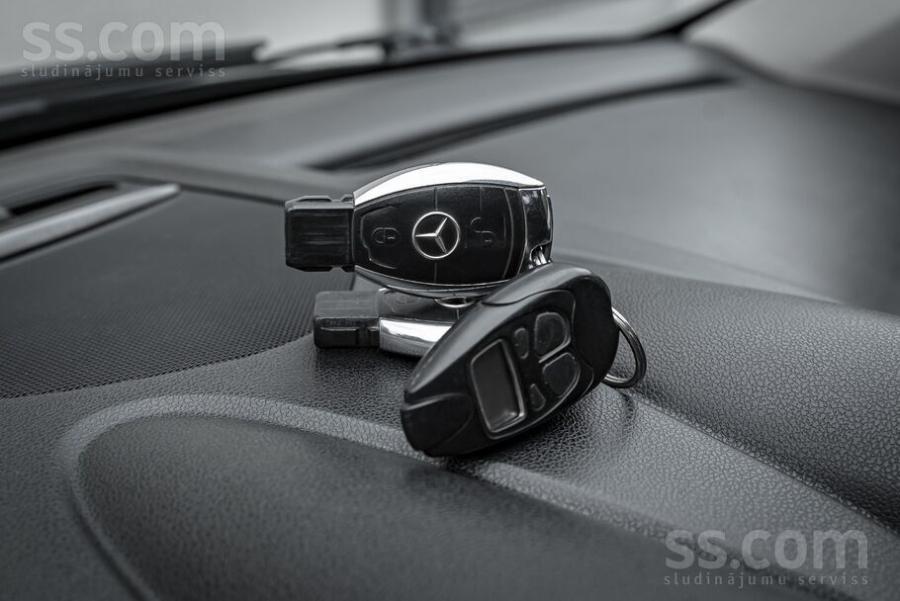 Черный Мерседес МЛ 320 2008 в Рига, объемом двигателя 3.00 л и пробегом 279 тыс. км за 4995 €, фото 27 на AUTOMOTO.COM.LV