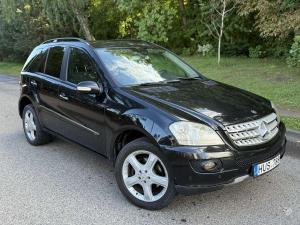 Melns Mercedes-Benz ML 320 2008 Viļņa, ar dzinēja tilpumu 3.20 L un nobraukumu 360 tūkst. km par 4200 €, foto  vietnē AUTOMOTO.COM.LV