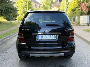 Black Mercedes-Benz ML 320 2008 in Vilnius, with an engine capacity of 3.20 L and mileage of 360 thousand km for 4200 €, photo 5 on AUTOMOTO.COM.LV