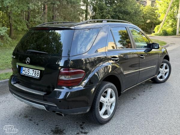 Melns Mercedes-Benz ML 320 2008 Viļņa, ar dzinēja tilpumu 3.20 L un nobraukumu 380 tūkst. km par 4200 €, foto 5 vietnē AUTOMOTO.COM.LV