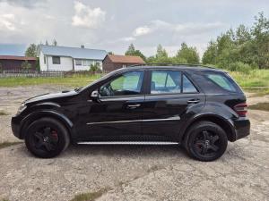 Black Mercedes-Benz ML 320 2008 in Alytus, with an engine capacity of 2.99 L and mileage of 309 thousand km for 5650 €, photo 8 on AUTOMOTO.COM.LV