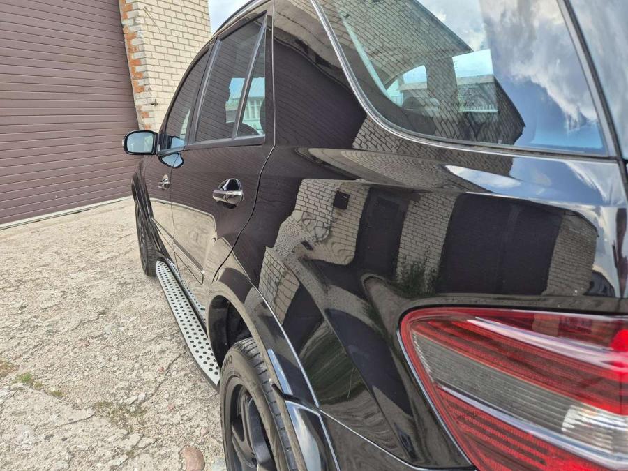 Black Mercedes-Benz ML 320 2008 in Alytus, with an engine capacity of 2.99 L and mileage of 309 thousand km for 5650 €, photo 10 on AUTOMOTO.COM.LV