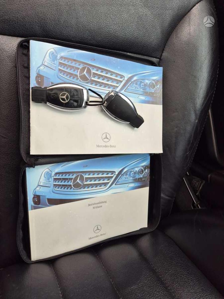 Black Mercedes-Benz ML 320 2008 in Alytus, with an engine capacity of 2.99 L and mileage of 309 thousand km for 5650 €, photo 21 on AUTOMOTO.COM.LV