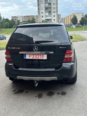 Black Mercedes-Benz ML 320 2008 in Sirvintos, with an engine capacity of 3.00 L and mileage of 304 thousand km for 2950 €, photo 8 on AUTOMOTO.COM.LV