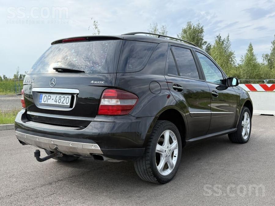 Black Mercedes-Benz ML 320 2008 in Liepaja, with an engine capacity of 3.00 L and mileage of 359 thousand km for 4500 €, photo 3 on AUTOMOTO.COM.LV