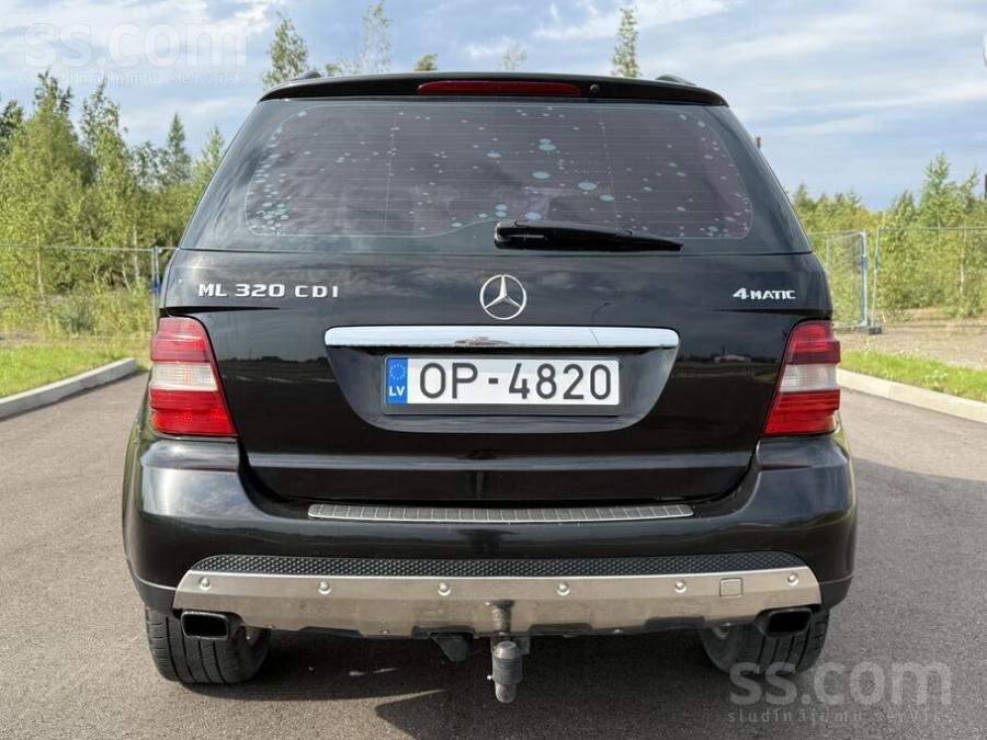 Black Mercedes-Benz ML 320 2008 in Liepaja, with an engine capacity of 3.00 L and mileage of 359 thousand km for 4500 €, photo 9 on AUTOMOTO.COM.LV