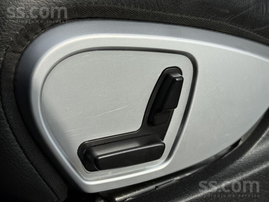 Black Mercedes-Benz ML 320 2008 in Liepaja, with an engine capacity of 3.00 L and mileage of 359 thousand km for 4500 €, photo 14 on AUTOMOTO.COM.LV