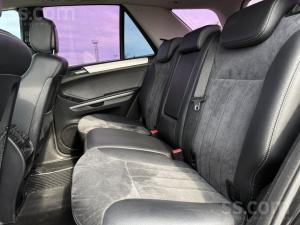 Black Mercedes-Benz ML 320 2008 in Liepaja, with an engine capacity of 3.00 L and mileage of 359 thousand km for 4500 €, photo 15 on AUTOMOTO.COM.LV