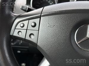 Black Mercedes-Benz ML 320 2008 in Liepaja, with an engine capacity of 3.00 L and mileage of 359 thousand km for 4500 €, photo 23 on AUTOMOTO.COM.LV