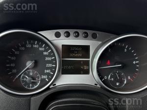 Black Mercedes-Benz ML 320 2008 in Liepaja, with an engine capacity of 3.00 L and mileage of 359 thousand km for 4500 €, photo 24 on AUTOMOTO.COM.LV