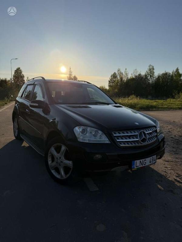 Melns Mercedes-Benz ML 320 2008 Visaginas, ar dzinēja tilpumu 2.99 L un nobraukumu 286 tūkst. km par 4700 €, foto 1 vietnē AUTOMOTO.COM.LV