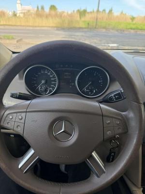 Melns Mercedes-Benz ML 320 2008 Visaginas, ar dzinēja tilpumu 2.99 L un nobraukumu 286 tūkst. km par 4700 €, foto 9 vietnē AUTOMOTO.COM.LV