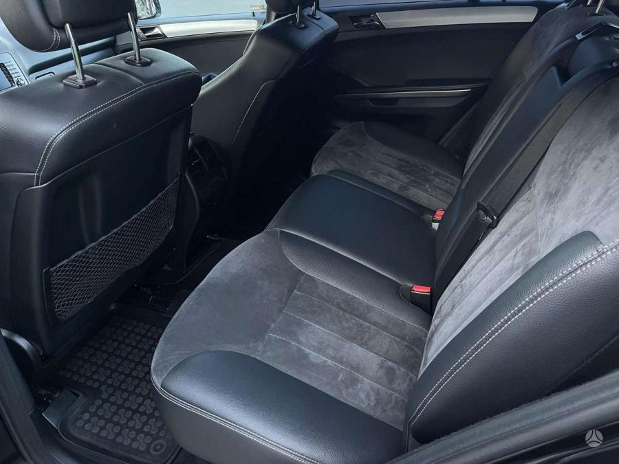 Black Mercedes-Benz ML 320 2008 in Klaipeda, with an engine capacity of 0.00 L and mileage of 306 thousand km for 5500 €, photo 20 on AUTOMOTO.COM.LV