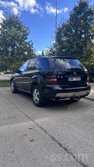 Черный Мерседес МЛ 320 2008 в Огре, объемом двигателя 3.00 л и пробегом 325 тыс. км за 4795 €, фото 5 на AUTOMOTO.COM.LV