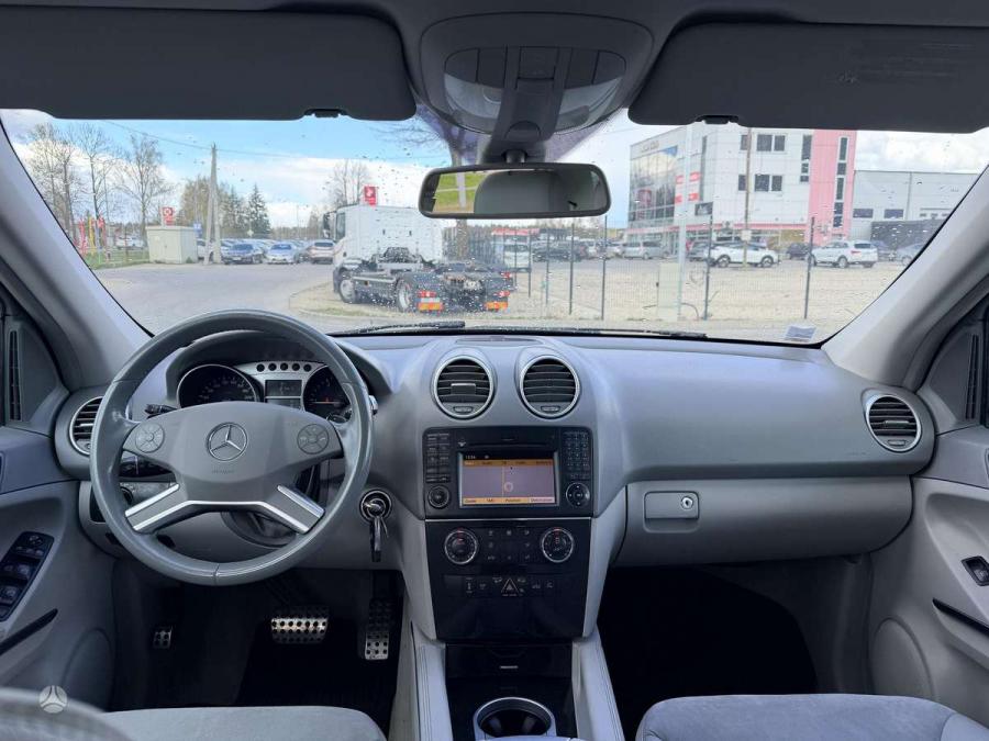 Melns Mercedes-Benz ML 320 2009 Tauragė, ar dzinēja tilpumu 2.99 L un nobraukumu 248 tūkst. km par 8999 €, foto 27 vietnē AUTOMOTO.COM.LV