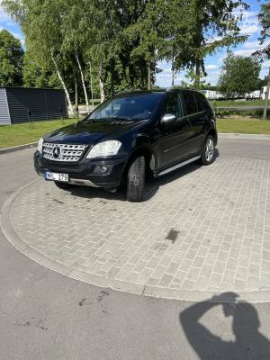 Black Mercedes-Benz ML 320 2009 in Vilnius, with an engine capacity of 3.00 L and mileage of 360 thousand km for 6000 €, photo  on AUTOMOTO.COM.LV