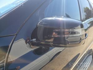 Black Mercedes-Benz ML 320 2009 in Ogre, with an engine capacity of 3.00 L and mileage of 372 thousand km for 7900 €, photo 5 on AUTOMOTO.COM.LV
