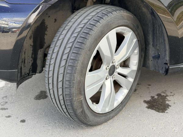 Black Mercedes-Benz ML 320 2009 in Taurage, with an engine capacity of 2.99 L and mileage of 248 thousand km for 8999 €, photo 7 on AUTOMOTO.COM.LV