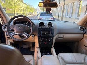 Черный Мерседес МЛ 320 2009 в Пакруойис, объемом двигателя 3.00 л и пробегом 310 тыс. км за 7200 €, фото 7 на AUTOMOTO.COM.LV