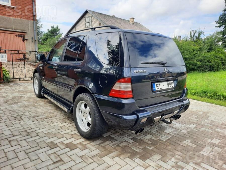 Blue Mercedes-Benz ML 320 1999 in Jekabpils, with an engine capacity of 3.20 L and mileage of 437 thousand km for 4700 €, photo 4 on AUTOMOTO.COM.LV