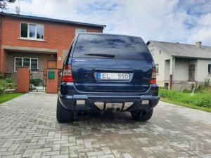 Blue Mercedes-Benz ML 320 1999 in Jekabpils, with an engine capacity of 3.20 L and mileage of 437 thousand km for 4700 €, photo 5 on AUTOMOTO.COM.LV
