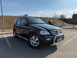 Синий Мерседес МЛ 320 2001 в Даугавпилс, объемом двигателя 3.20 л и пробегом 230 тыс. км за 3350 €, фото  на AUTOMOTO.COM.LV