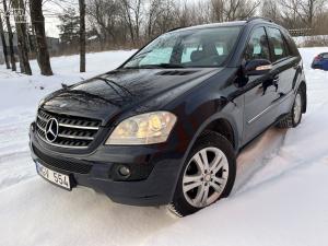 Zils Mercedes-Benz ML 320 2006 Kauņa, ar dzinēja tilpumu 3.00 L un nobraukumu 408 tūkst. km par 4600 €, foto  vietnē AUTOMOTO.COM.LV